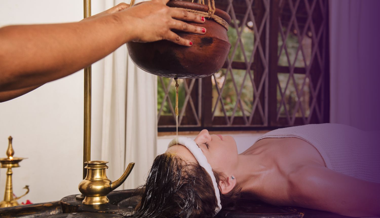 Relaxing Shirodhara Message Treatment in Mumbai - Ayurveda360